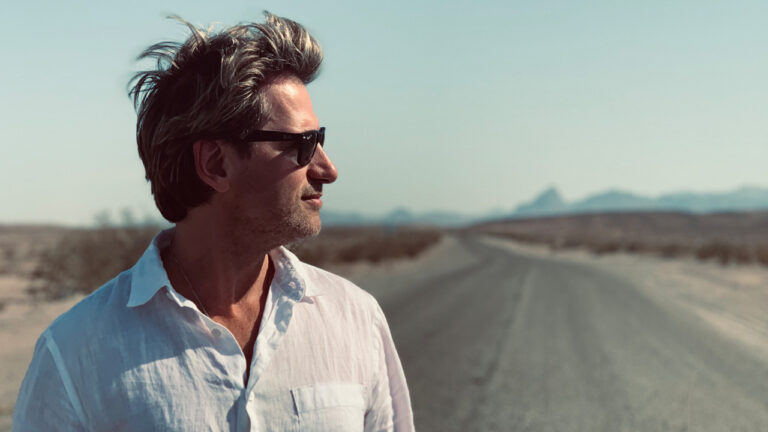 Gene Thomas – Officiële website